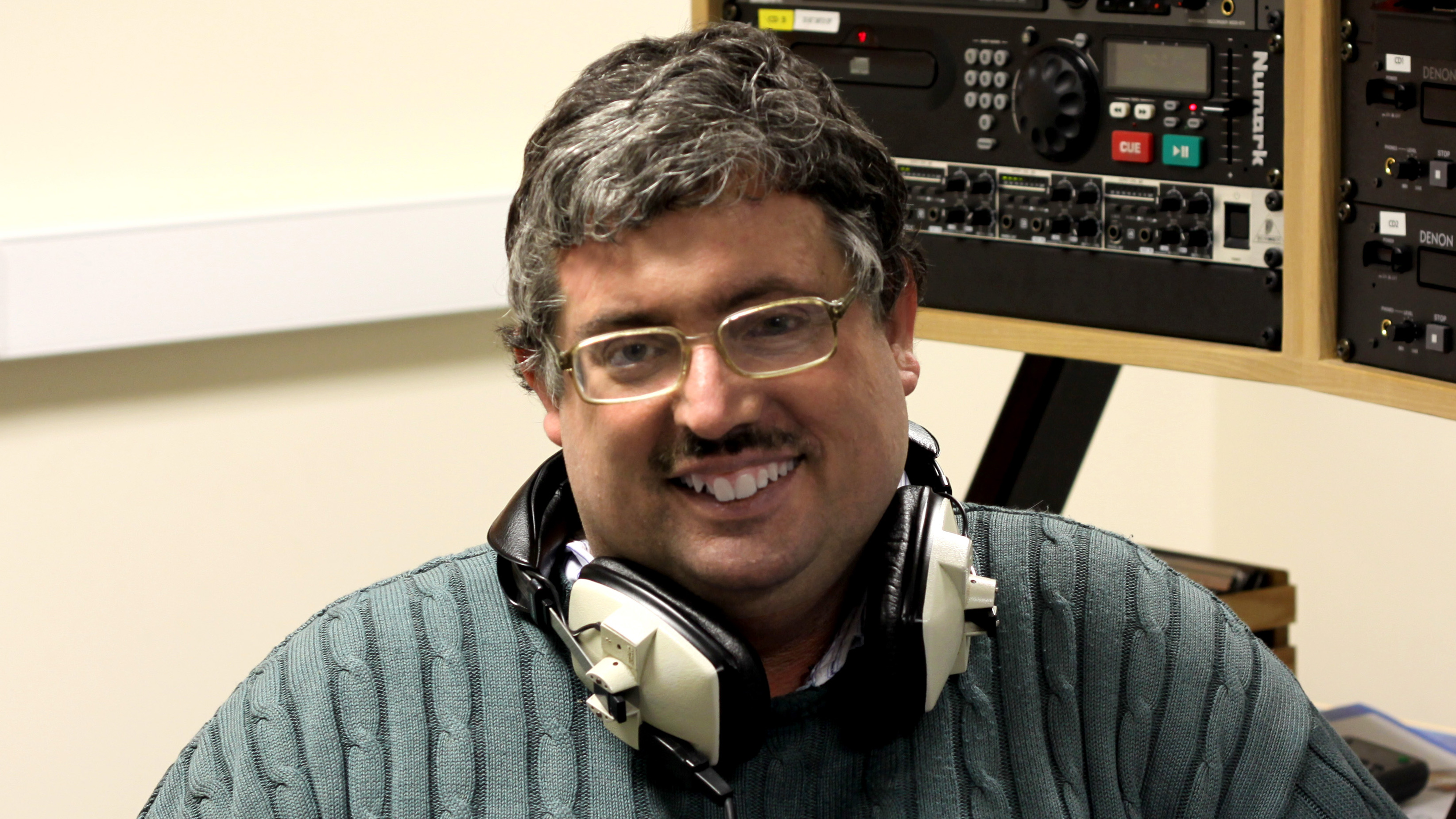 Nice And Easy with Richard Wyborn - Radio Harrow